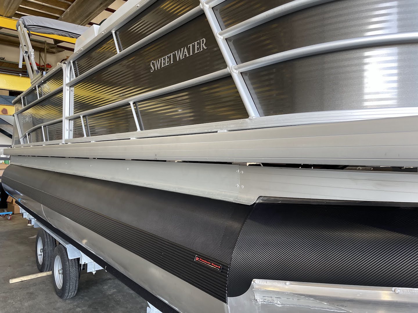 Vantage Pontoon Wrap Guard available in Coopersville, MI | Lynden ...